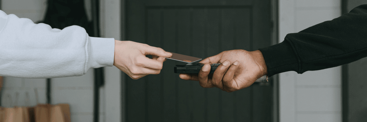 Debit Card Fees: To Pay or Not to Pay - swissmoney